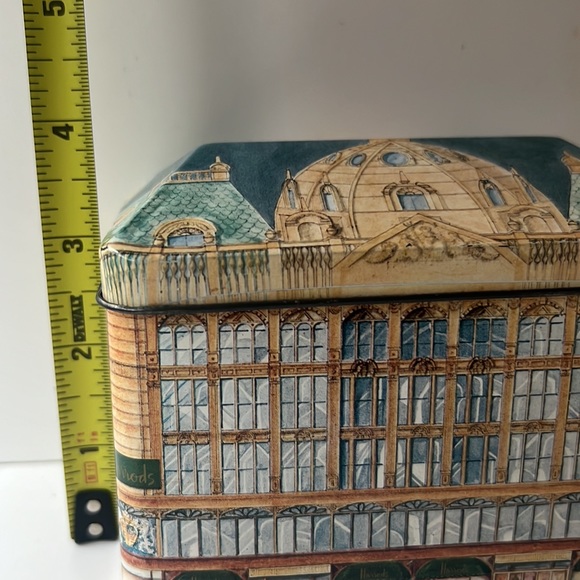 Harrods | Accents | Vintage Harrods Tea Tin Designed By Ian Logan ...